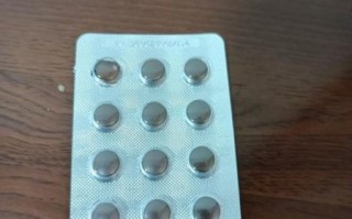 喉咙痛吃什么药效果最好_喉咙痛吃什么药见效快