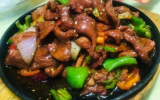 铁板牛肉怎么做_铁板鱿鱼须做法