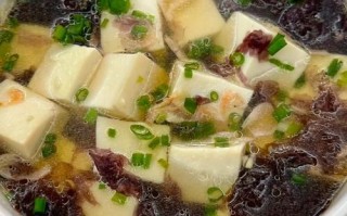 冻豆腐海带汤的做法_冻豆腐海带汤的热量高吗