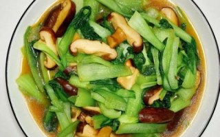 炒香菇青菜怎么炒才好吃_香菇青菜家常做法步骤