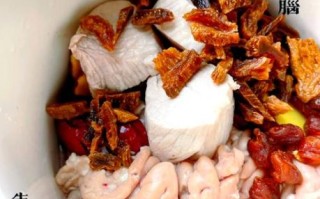 猪脑汤的做法_猪脑汤的功效与禁忌