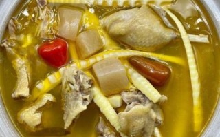 老鸭酸萝卜汤怎么做_老鸭汤放多少酸萝卜才够味