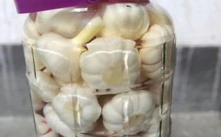 腌糖醋蒜糖和醋的比例_糖醋蒜怎么腌才脆