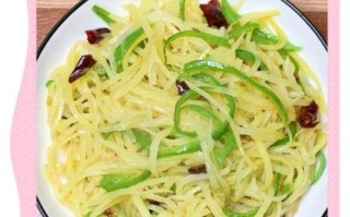 青椒土豆丝怎么炒好吃_土豆丝不软烂技巧