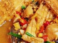 烧鱼块怎么才能鲜嫩_烧鱼块不腥的秘诀