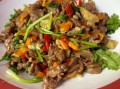 牛肉怎么炒才嫩_大厨不外传的腌制技巧