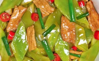 莴笋怎么炒好吃_莴笋炒肉片家常做法