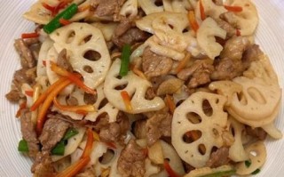 藕片怎么炒肉又脆又好吃_藕片炒肉的家常做法