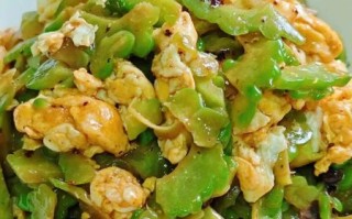 苦瓜炒鸡蛋怎么做_苦瓜炒鸡蛋要不要焯水