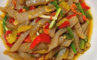 酸菜炒魔芋怎么做_酸菜炒魔芋热量高吗