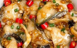 蒜香鱼怎么做_蒜香鱼的家常做法