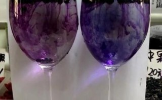 黑枸杞泡水颜色变化_黑枸杞泡水为什么变蓝