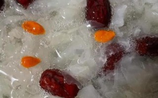 红枣银耳汤怎么做_红枣银耳汤的功效与禁忌