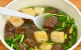 鸭血粉丝汤正宗做法_鸭血粉丝汤热量高吗