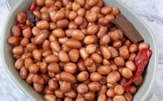 五香卤花生米怎么做_卤花生不软烂的技巧