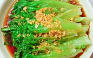 蚝油生菜怎么做才翠绿不出水_蚝油生菜焯水还是直接炒