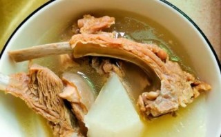 清炖羊肉萝卜汤怎么做_羊肉萝卜汤去膻技巧