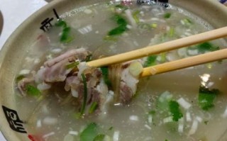 羊肉汤的正确做法_怎样炖羊肉汤不膻