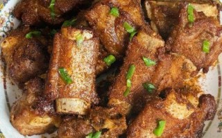 正宗香酥排骨怎么做_香酥排骨的腌制配方