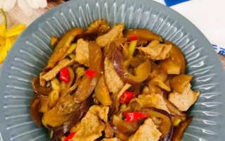 茄子烧牛肉怎么做_茄子烧牛肉家常做法