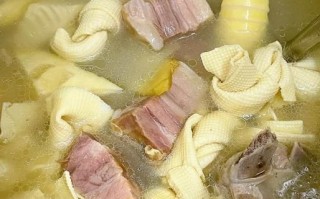 黄磊腌笃鲜怎么做_腌笃鲜正宗做法