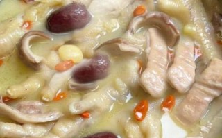 猪肚子怎么炖最好吃_猪肚汤的家常做法