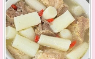 淮山排骨汤的做法_淮山排骨汤怎么炖才白