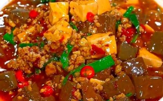 猪血豆腐怎么做_猪血豆腐有什么功效
