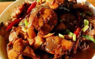 红烧鲅鱼怎么做_红烧鲅鱼的家常做法