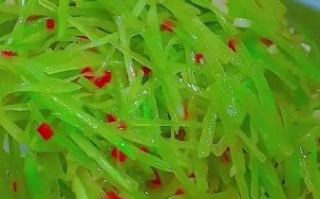 青笋凉拌怎么做好吃_青笋凉拌要不要焯水