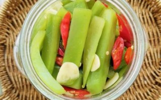 凉拌莴苣怎么做_凉拌莴苣要不要焯水