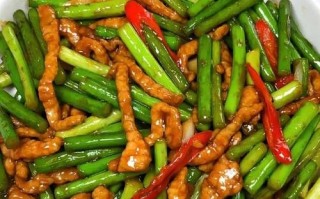 素炒蒜苔怎么做_蒜苔炒多久才脆嫩