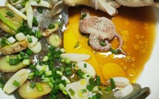 鲶鱼怎么做好吃_鲶鱼家庭做法