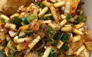 油炸臭豆腐怎么做好吃_油炸臭豆腐怎么做外酥里嫩