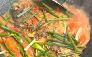东北炖鱼的家常做法窍门_东北炖鱼怎么做不腥