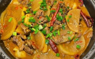 萝卜烧牛腩怎么做才软烂入味_萝卜烧牛腩用高压锅还是砂锅