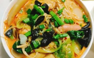 麻辣烫怎么做简单又好吃_家庭版懒人做法