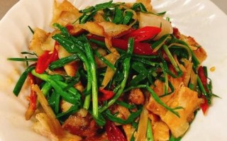 黄蒜苗怎么炒好吃_黄蒜苗的做法大全家常