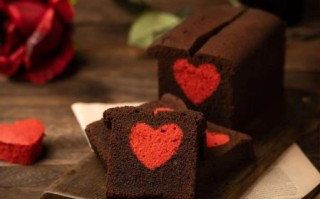 爱心巧克力蛋糕图片大全_如何做出高颜值爱心巧克力蛋糕