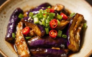 油焖茄子怎么做才好吃_正宗做法窍门