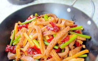 炒牛肚丝怎么炒才脆_炒牛肚丝用焯水吗