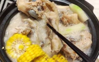 筒骨汤怎么炖才不腻_夏季筒骨汤做法大全