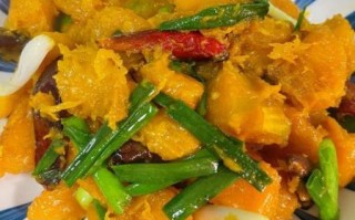 家常炒南瓜怎么做好吃_南瓜炒多久才软糯