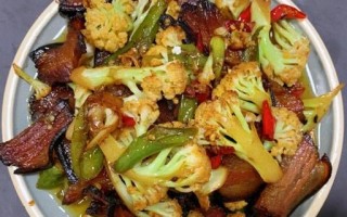 腊肉饭怎么做_简单又好吃的方法