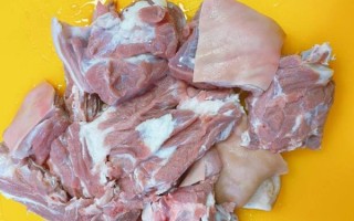 清炖羊肉怎么做好吃又简单_清炖羊肉放什么调料