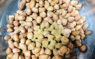 在家怎么炸花生米_炸花生米不糊的窍门