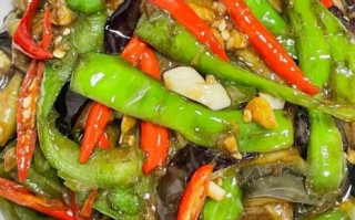 茄子土豆青椒怎么炒好吃_茄子土豆青椒的家常做法