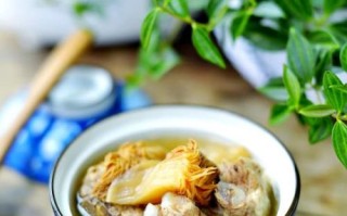 新鲜猴头菇炖排骨怎么做_猴头菇炖排骨的功效与禁忌