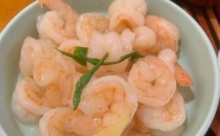 龙井虾仁怎么做才嫩_龙井虾仁焯水还是过油