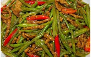 长豆角炒肉丝怎么炒才嫩_长豆角炒肉丝需要焯水吗